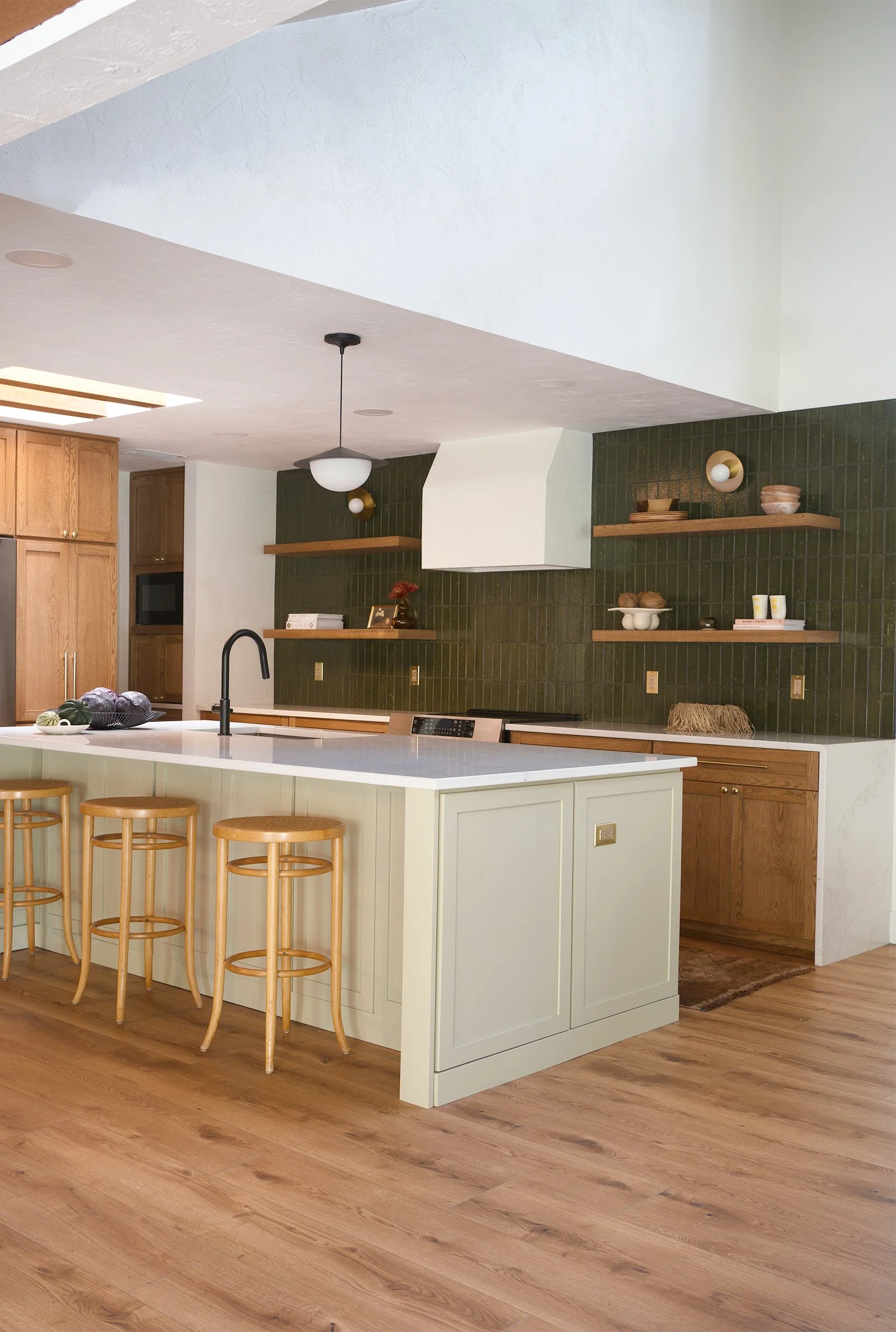 Country Club Kitchen — Chinotto House