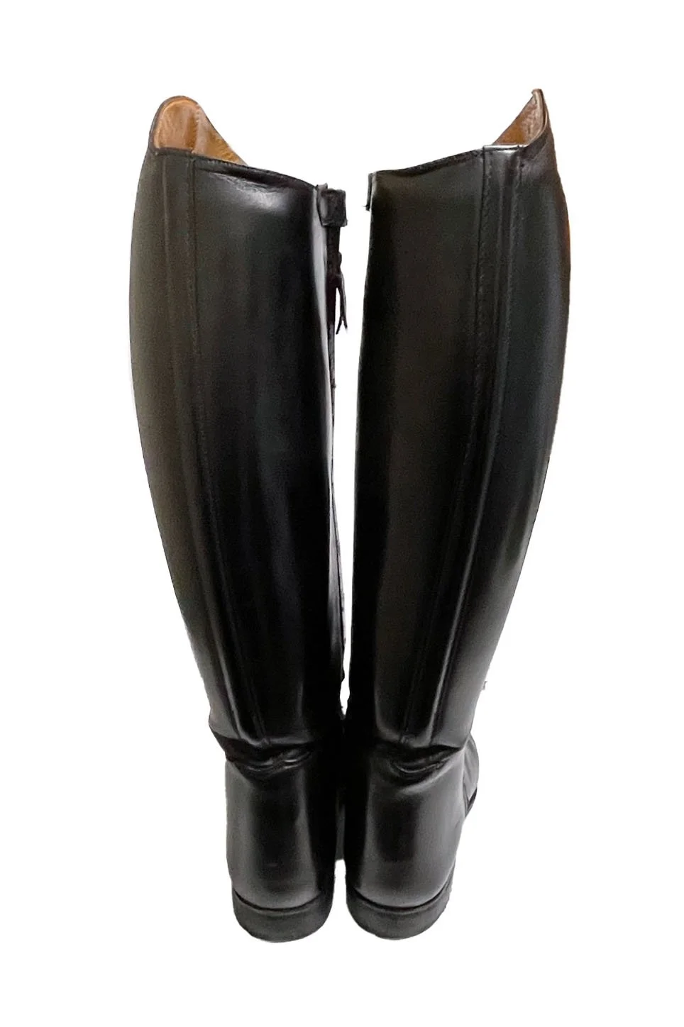 Footwear Store — 2nd Round Equestrian