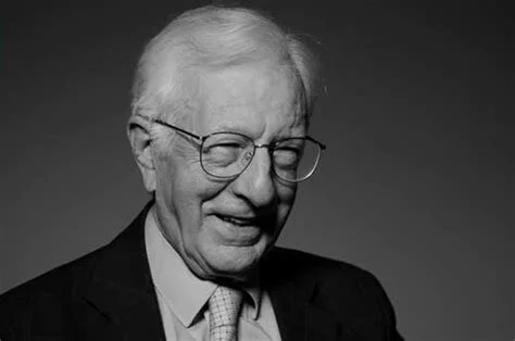 Lessons on Happiness from Experts — Motion Learning