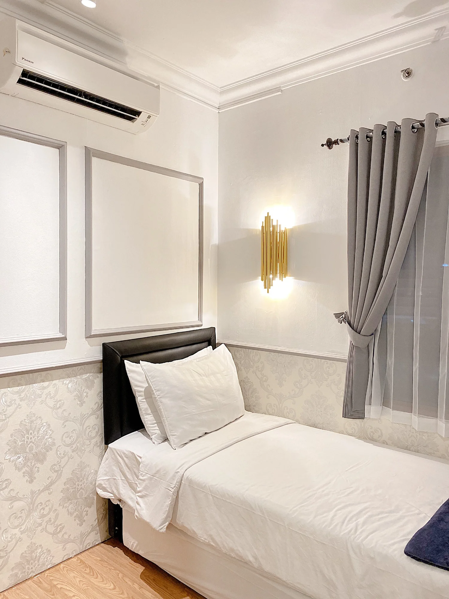 youre.at Paris - Sewa Apartemen Harian 3 Kamar di Setiabudi Bandung ...