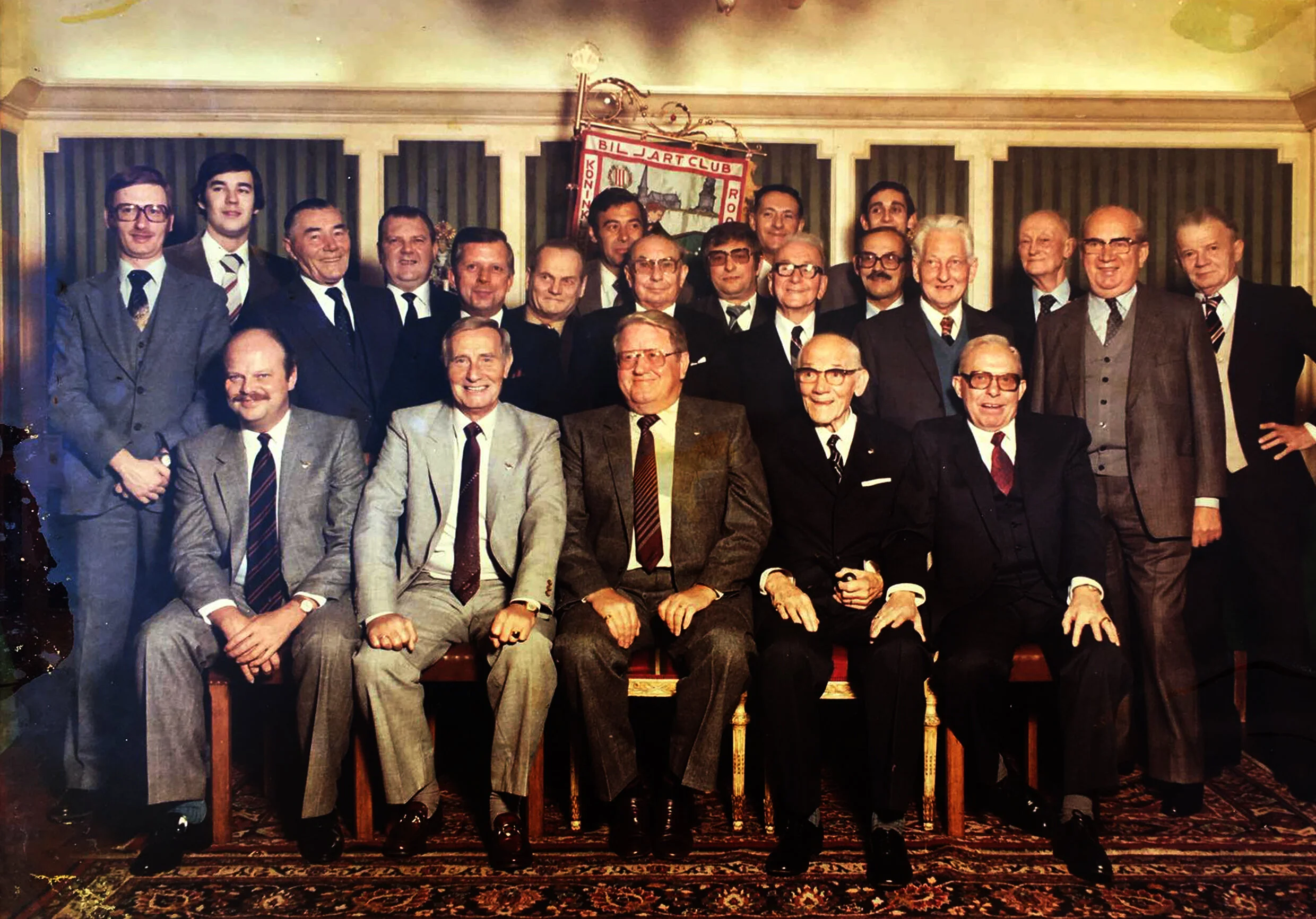 Café Rood Wit | bruine kroeg in Berchem