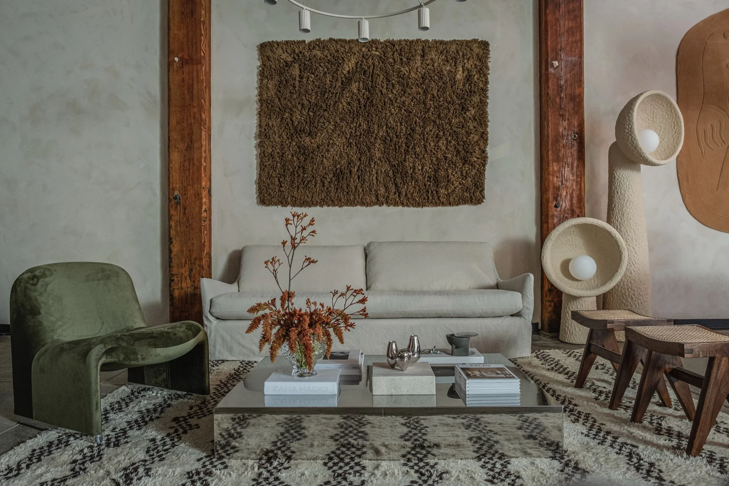 Gallery 3 — Aiku Floral*