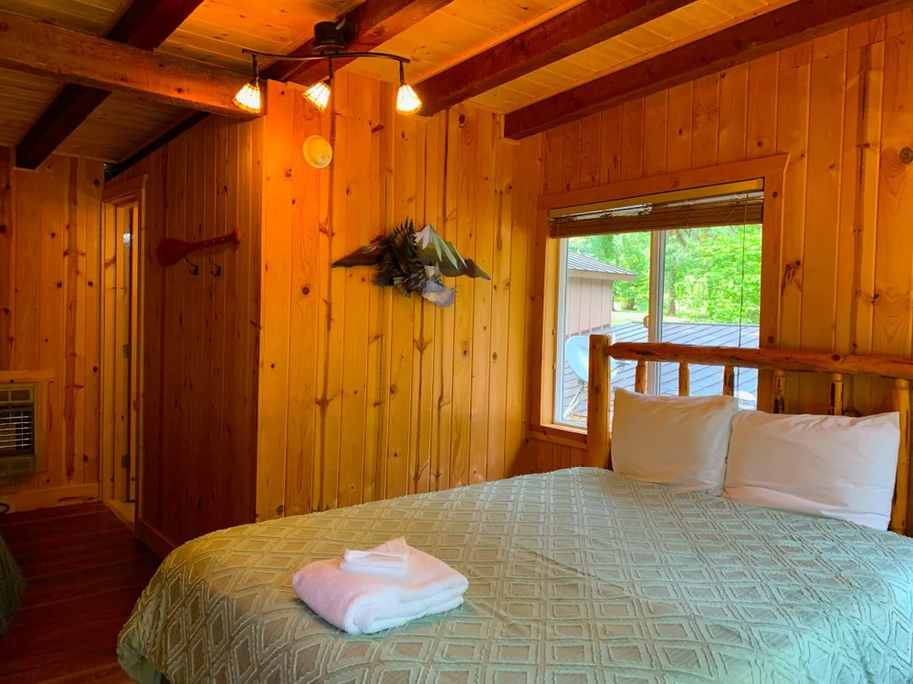Paradise Lodge Rates — Paradise Lodge
