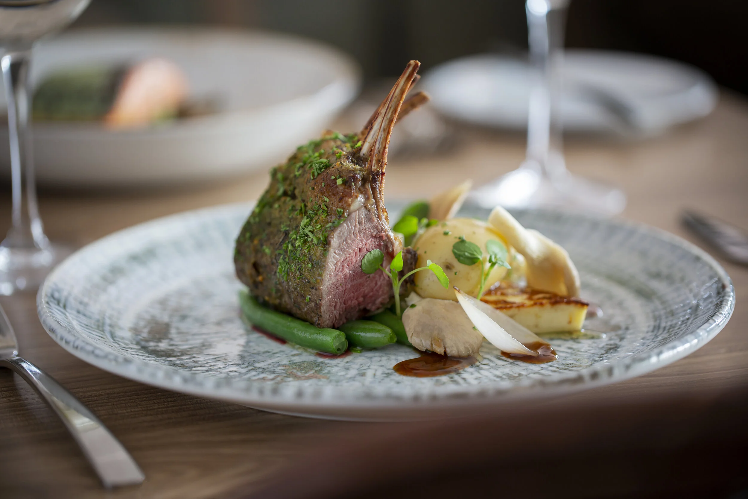 Barrel & Co Bar and Grill