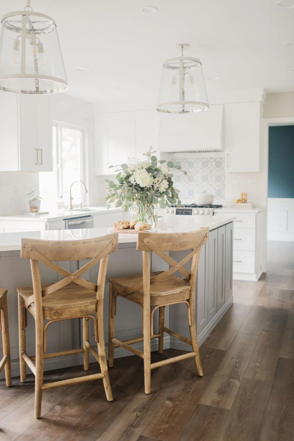 Vuemont Kitchen — H.Bero Interiors