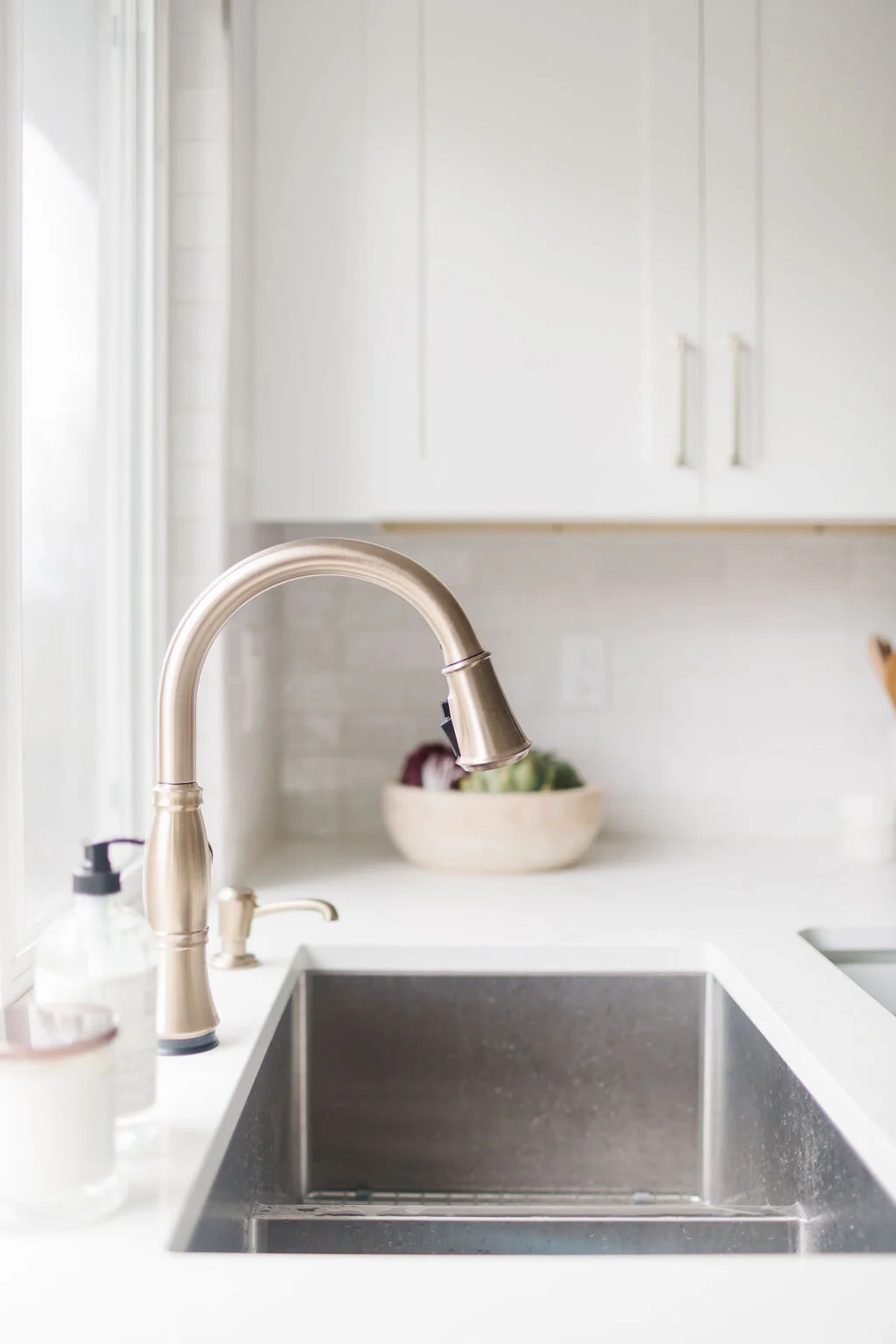 Vuemont Kitchen — H.Bero Interiors