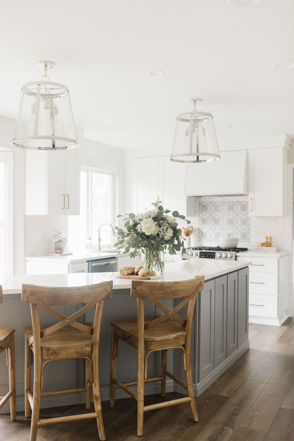 Vuemont Kitchen — H.Bero Interiors