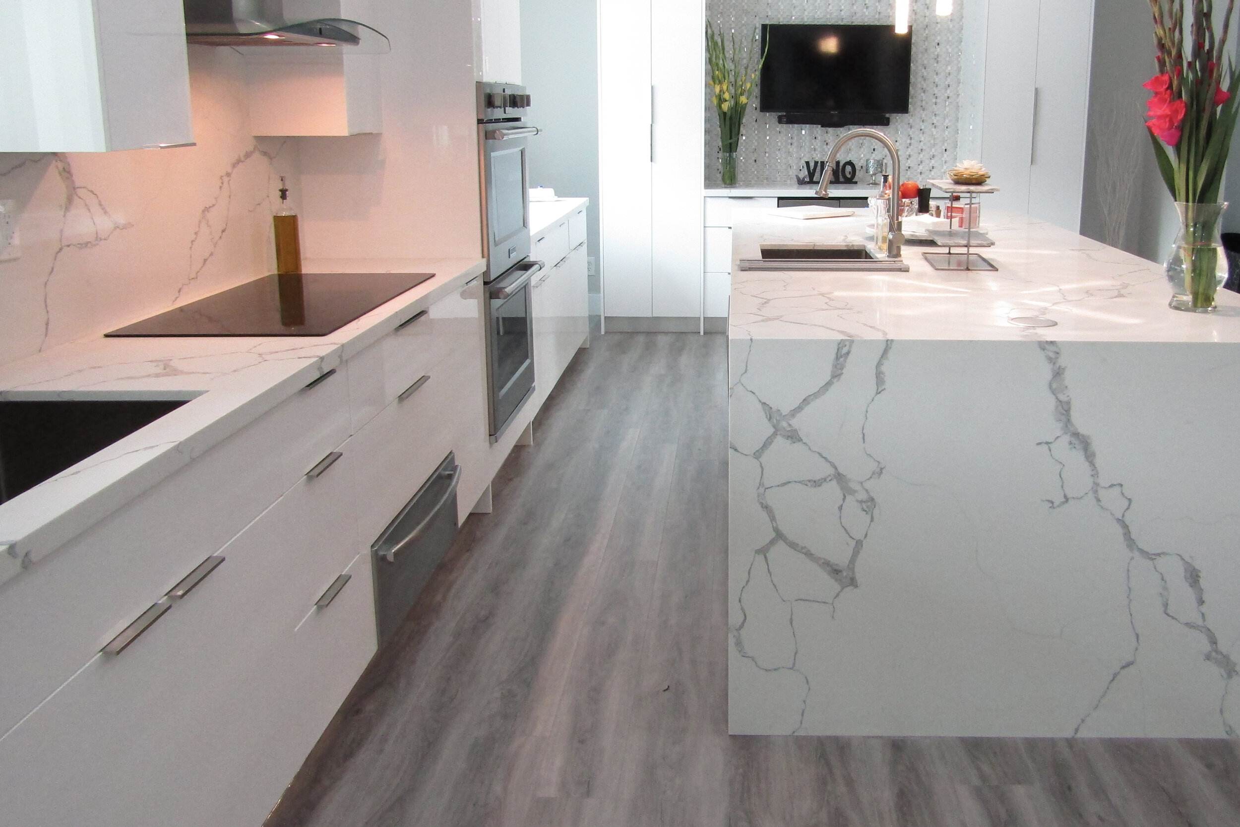 Gallery 3 — Adornus