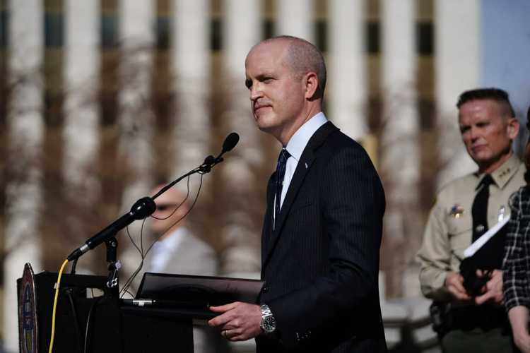 Brian Mason for District Attorney