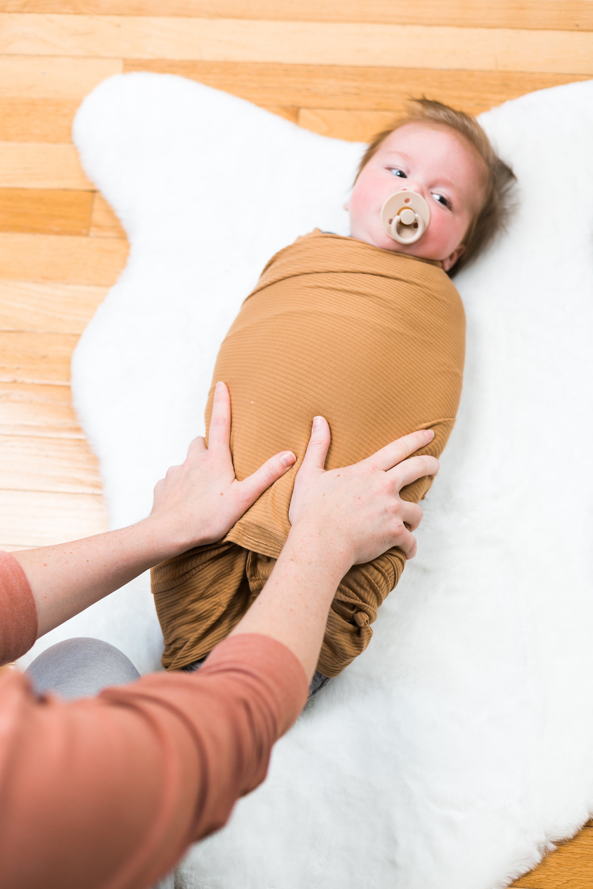 A Gentle Transition: When and How to Stop Swaddling Your Baby - Tips ...