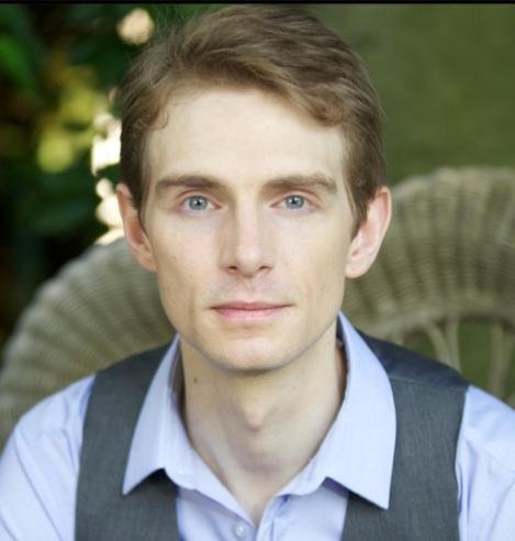 Bio: Ahren Potratz — Hedgerow Theatre Company