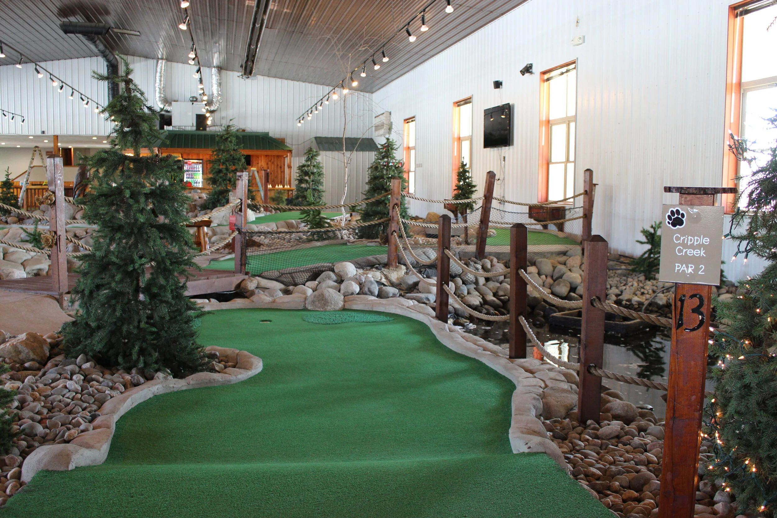 Indoor 18-hole Putt-putt — Golf Zone MN