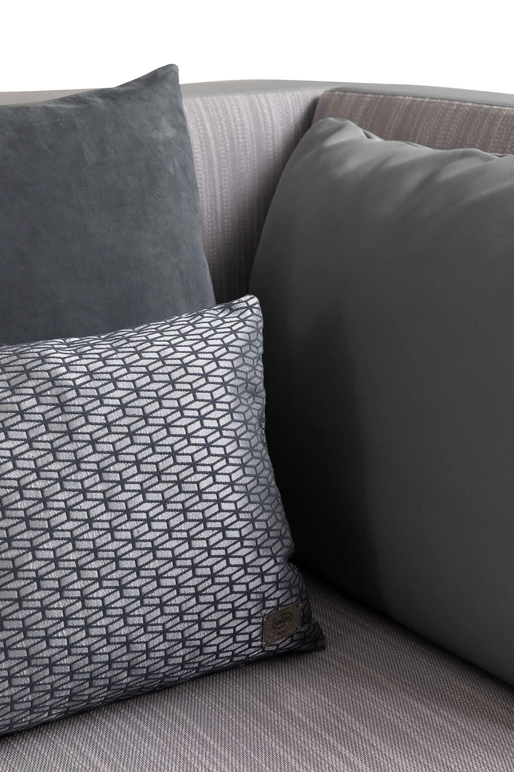 ETRO HOME | Amina Sofa — Palazzo Collezioni