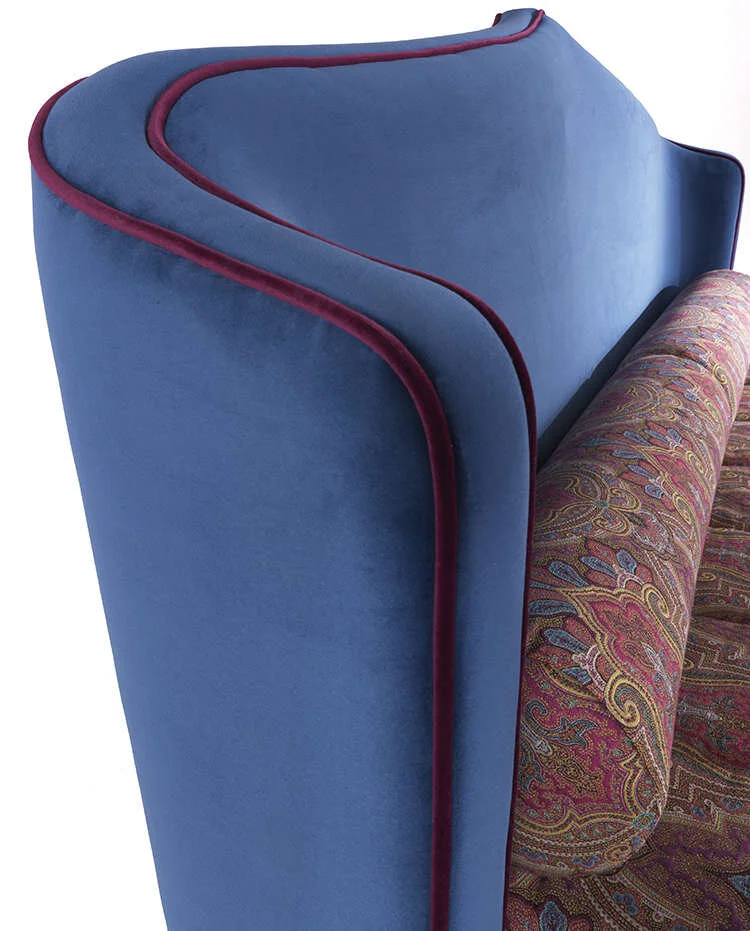 VERSACE HOME | Stiletto Bed — Palazzo Collezioni