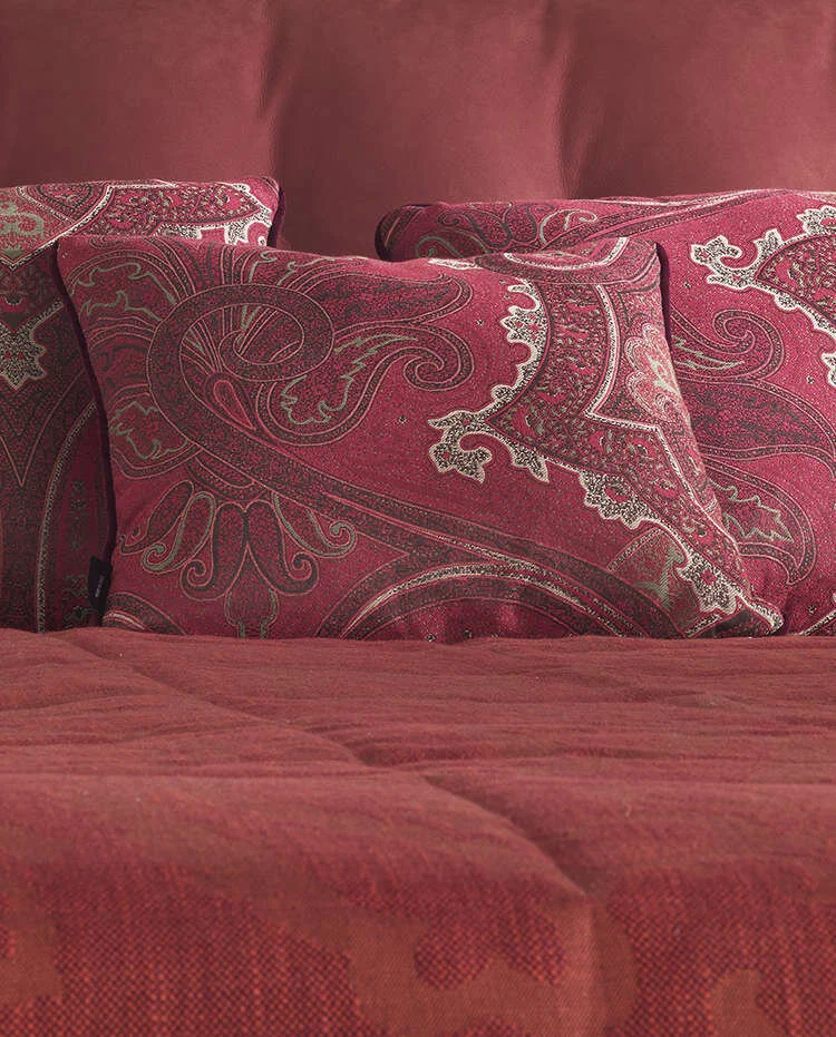 VERSACE HOME | Stiletto Bed — Luxury Italian Furniture & Homeware ...