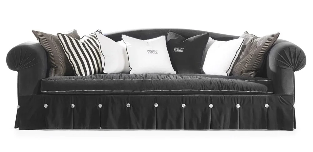 VERSACE HOME | Stiletto 3 Sofa — Palazzo Collezioni