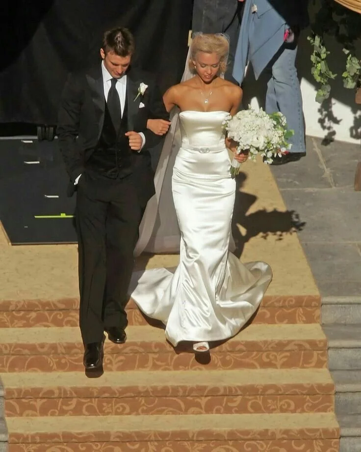 Wedding Dress Trends in the early 2000s — BloomingBlossoms.co