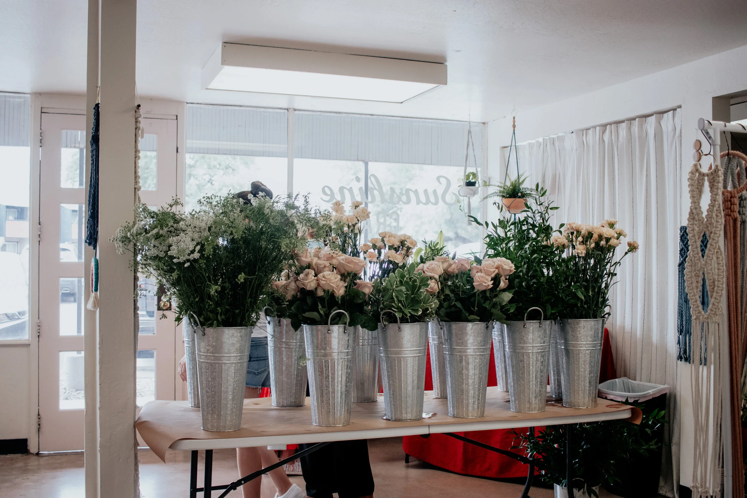 Host a Private Flower Arranging Party for Any: Bachelorettes, Birthdays ...