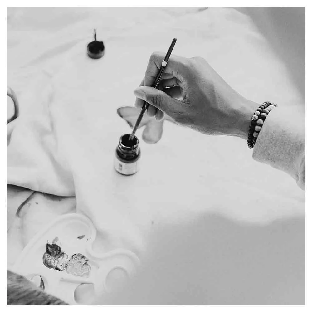 101 Art Prompts To Help You Unleash Your Creativity