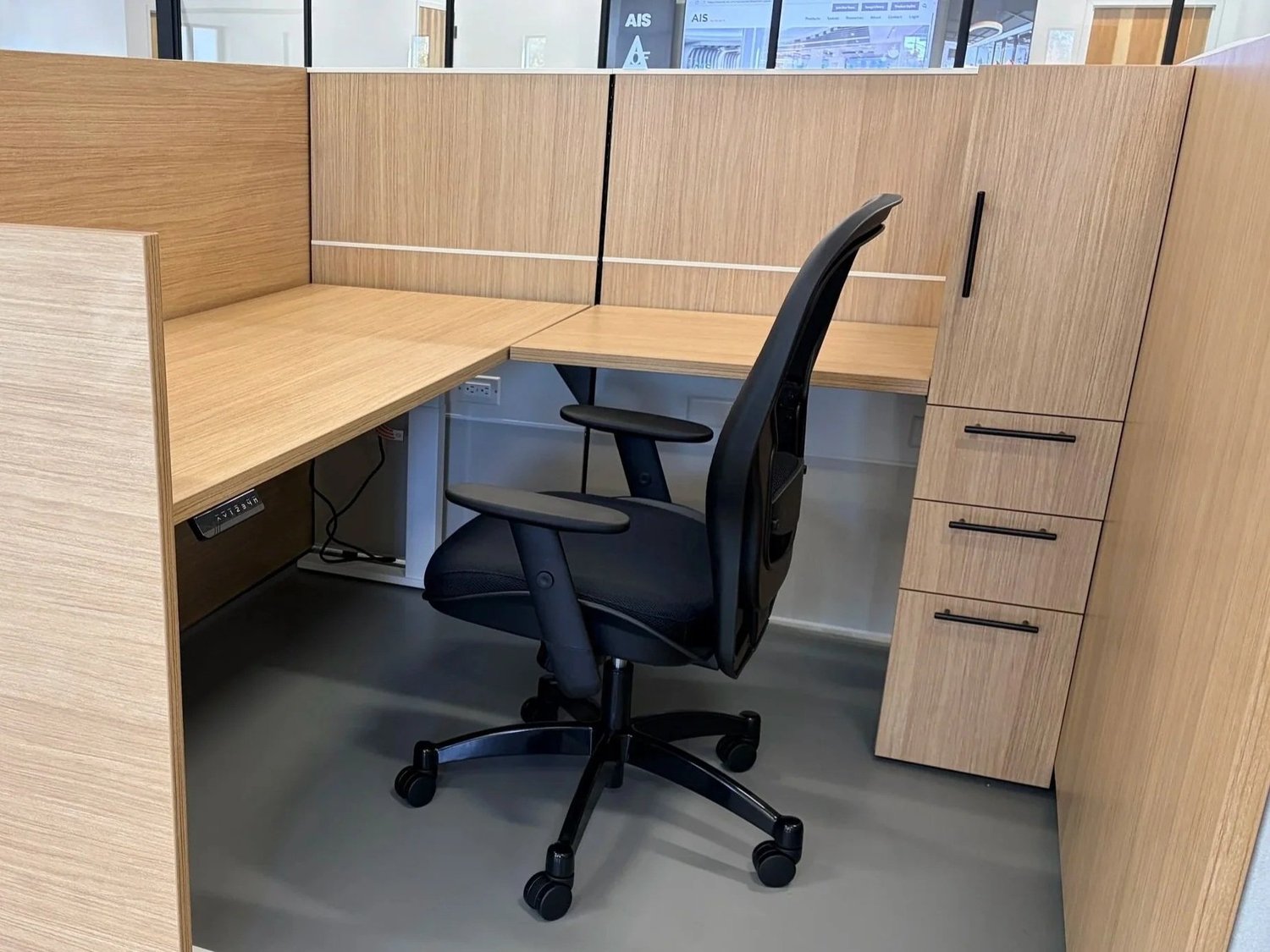 Atlanta Office Furniture - Quality Furniture, Great Service