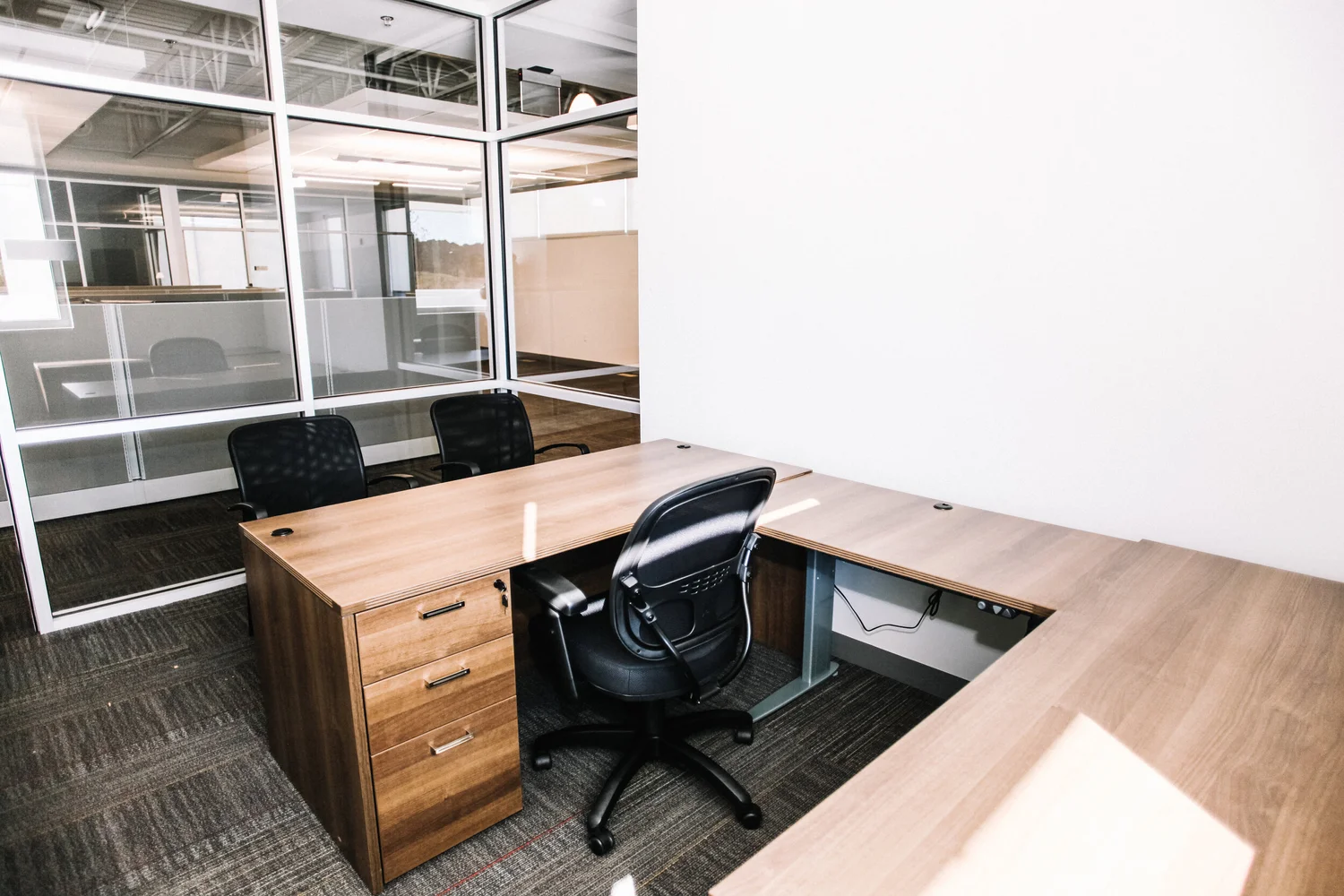 Atlanta Office Furniture - Quality Furniture, Great Service