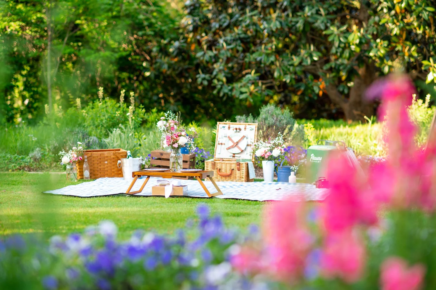 Two Person Luxury Picnic — SOUTHERN PICNICS