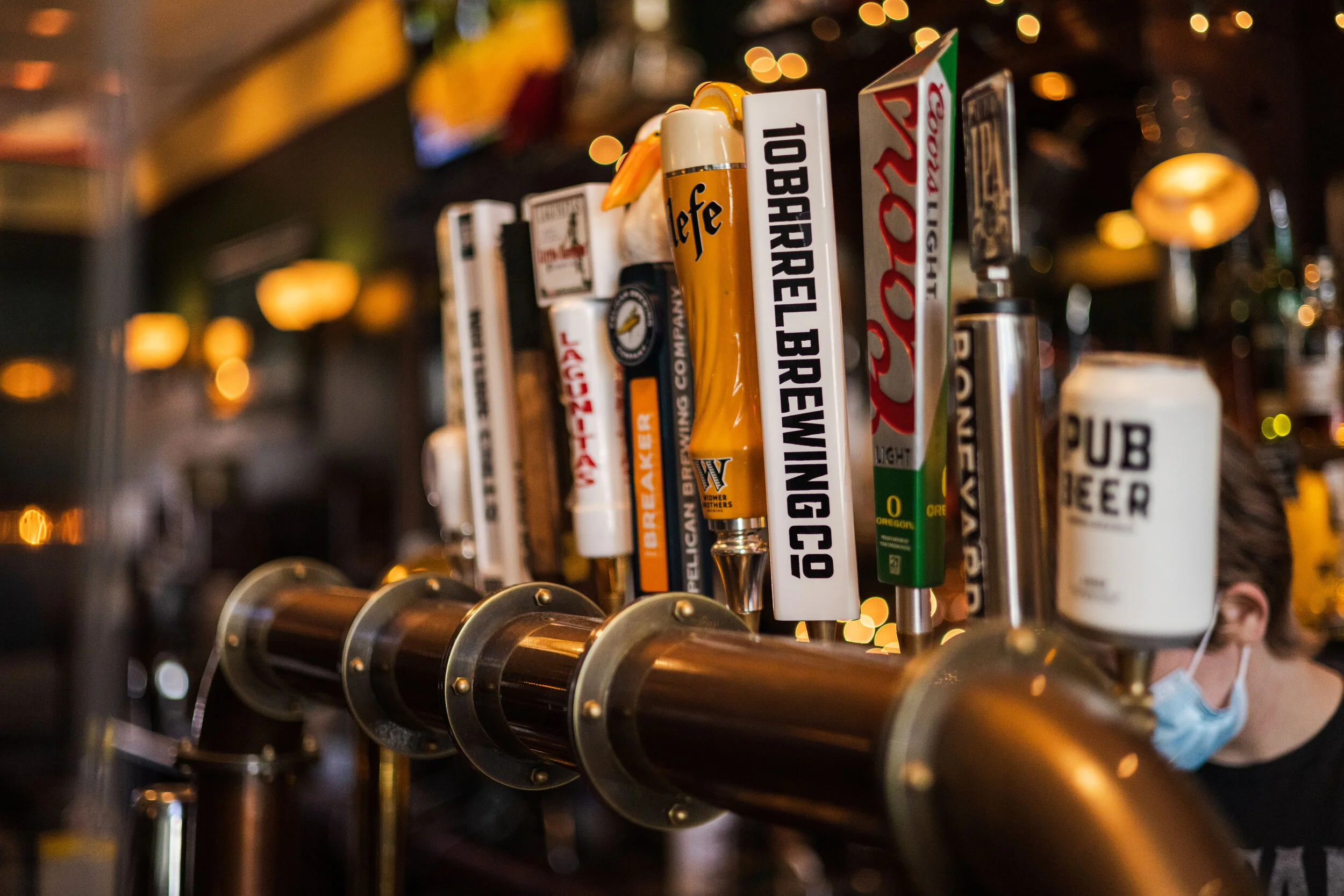 Max's tavern, eugene orMeet me at Max's! — Max's Tavern