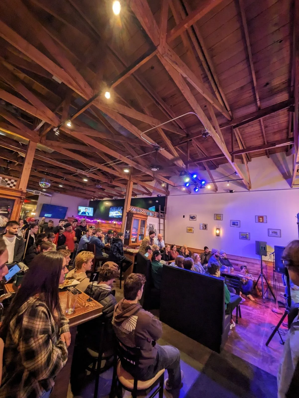 Max's tavern, eugene orMeet me at Max's! — Max's Tavern