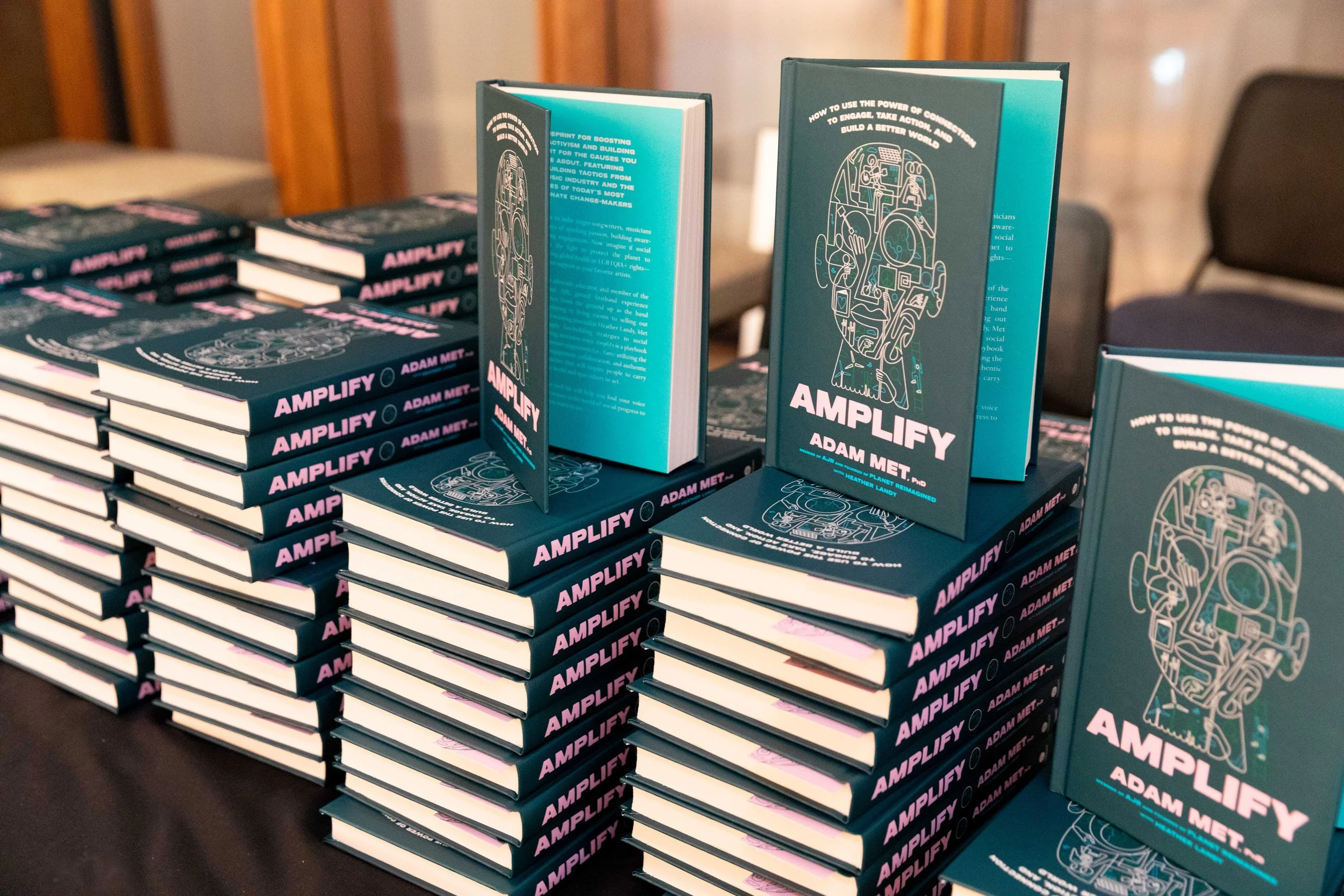 Amplify — Adam Met