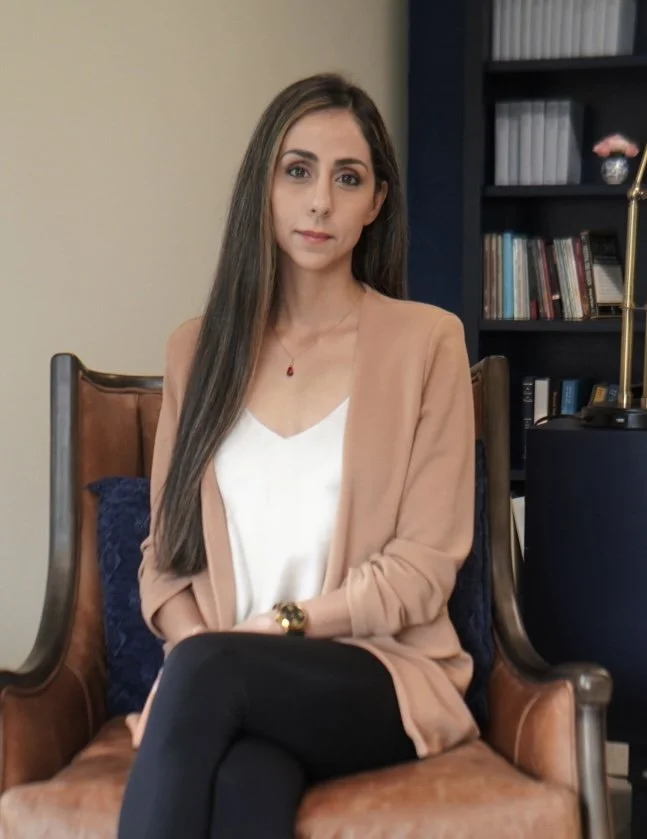 Vania Djavid LMFT