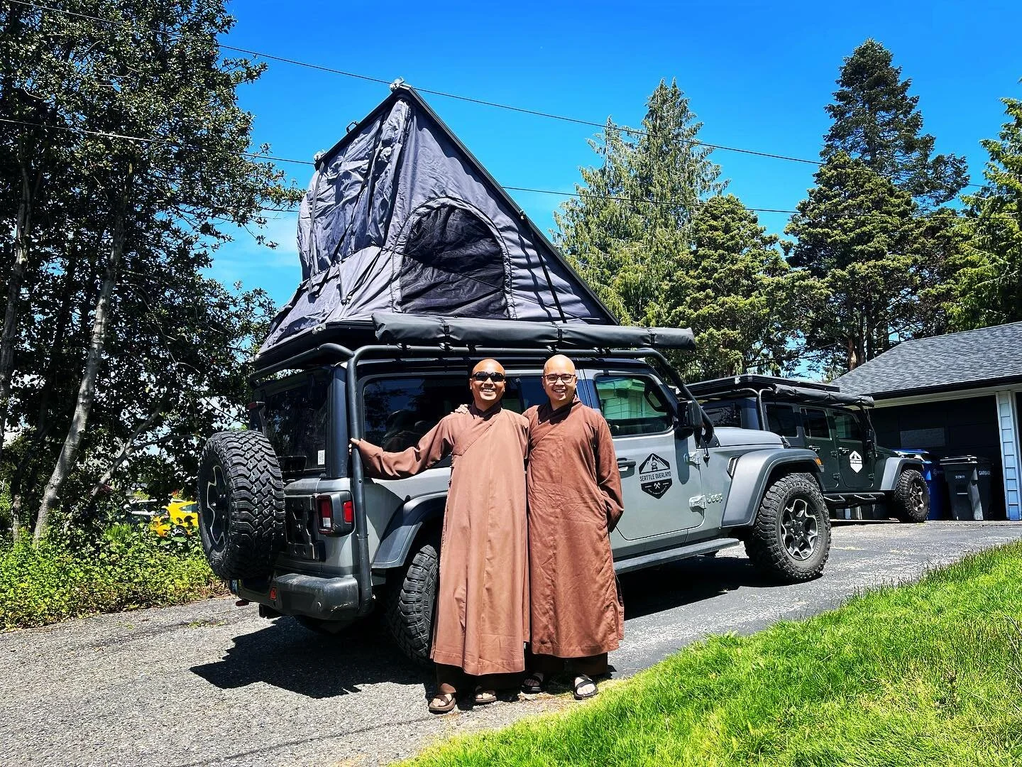 Seattle Overland - Jeep Camper Rentals