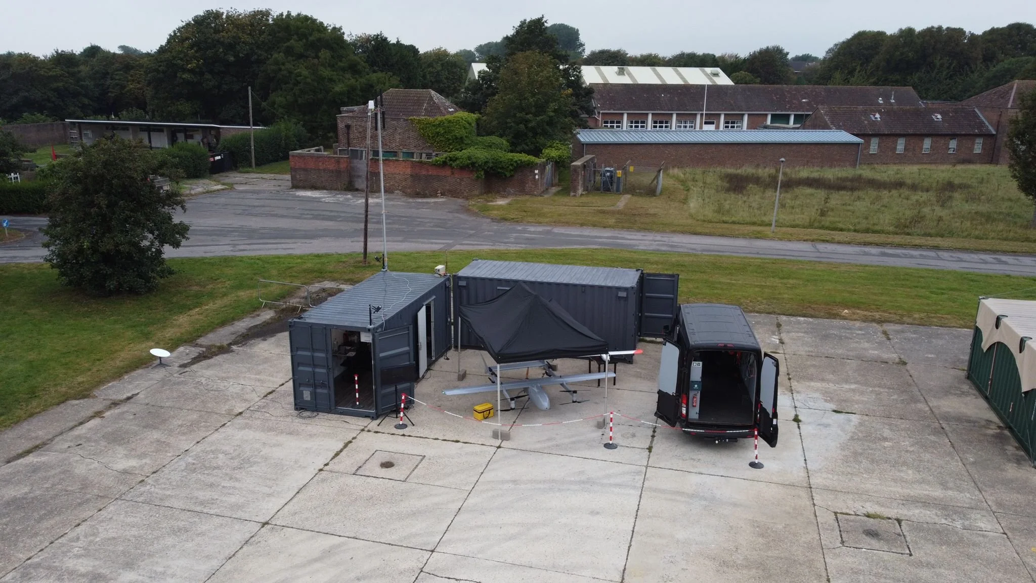 Skylift UAV Ground Infrastructure for VLOS and BVLOS operations ...
