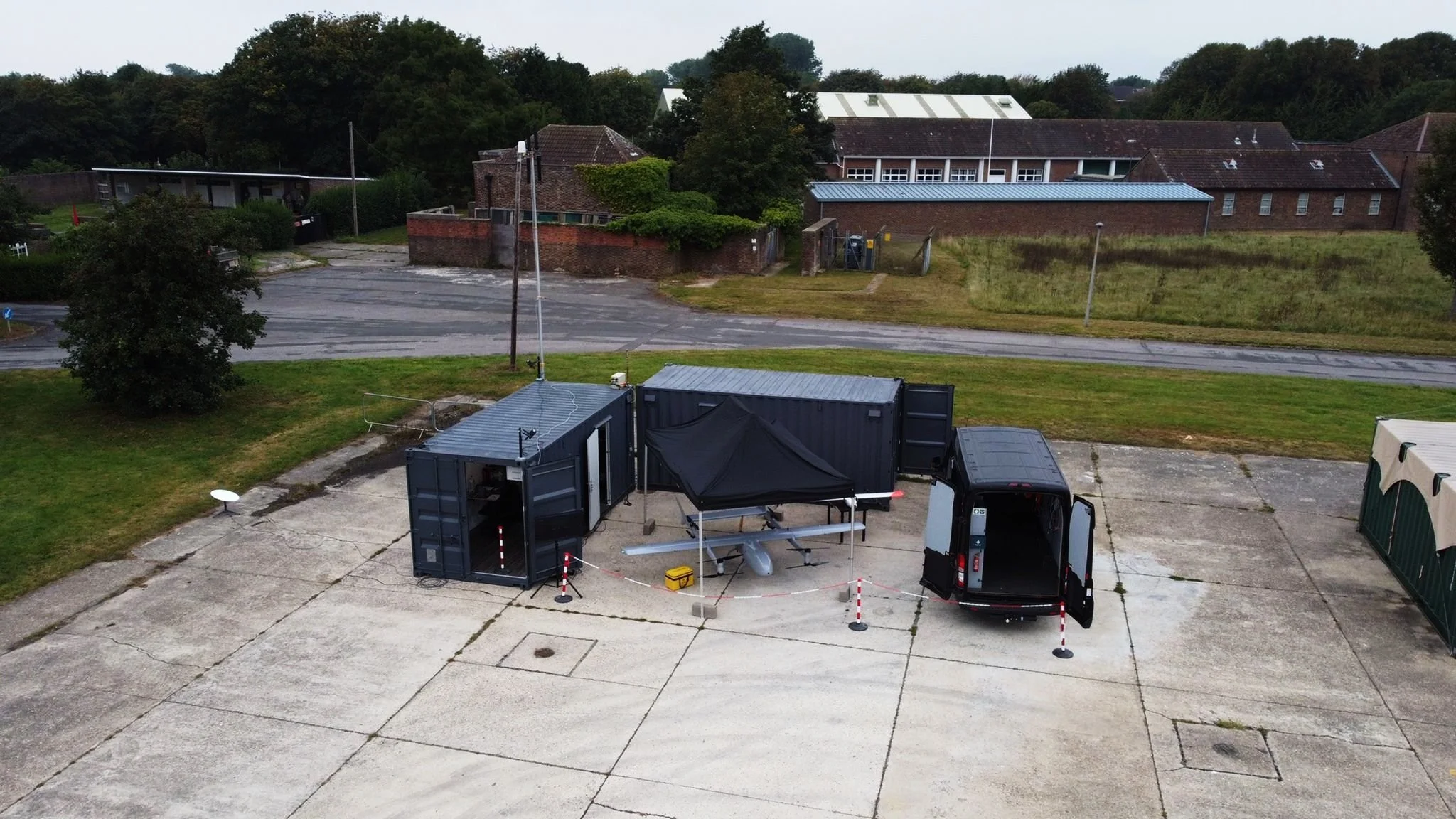 Skylift UAV Ground Infrastructure for VLOS and BVLOS operations ...