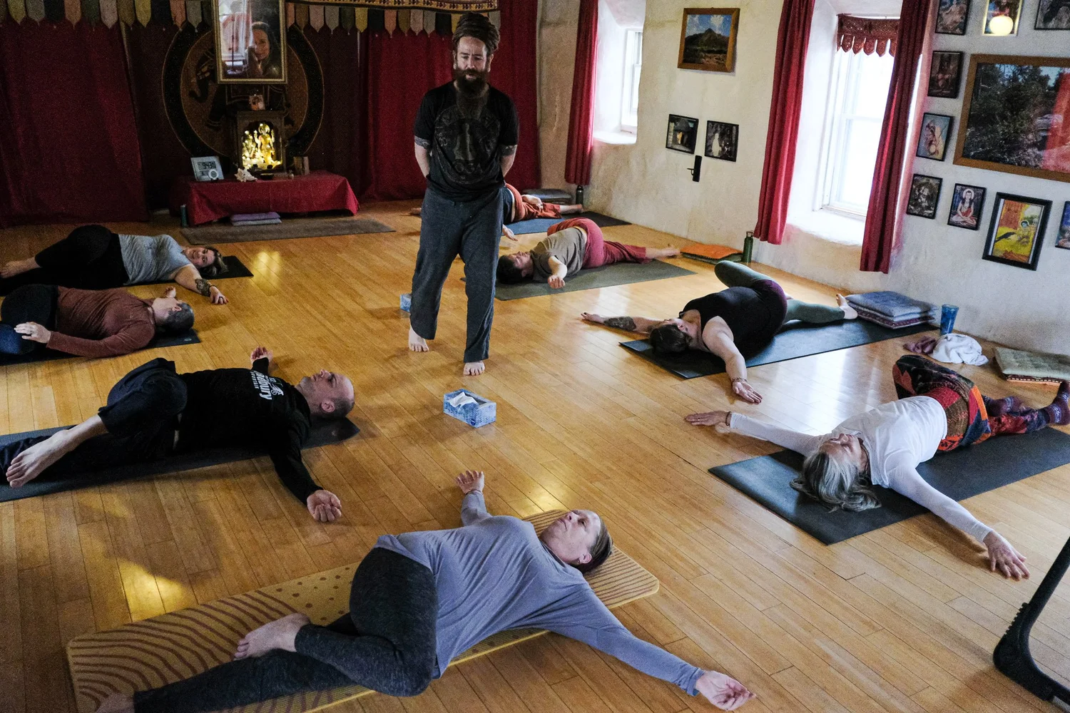 Weekly Classes — Sat Manav Yoga Ashram