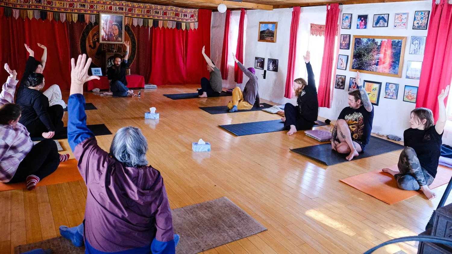 Weekly Classes — Sat Manav Yoga Ashram