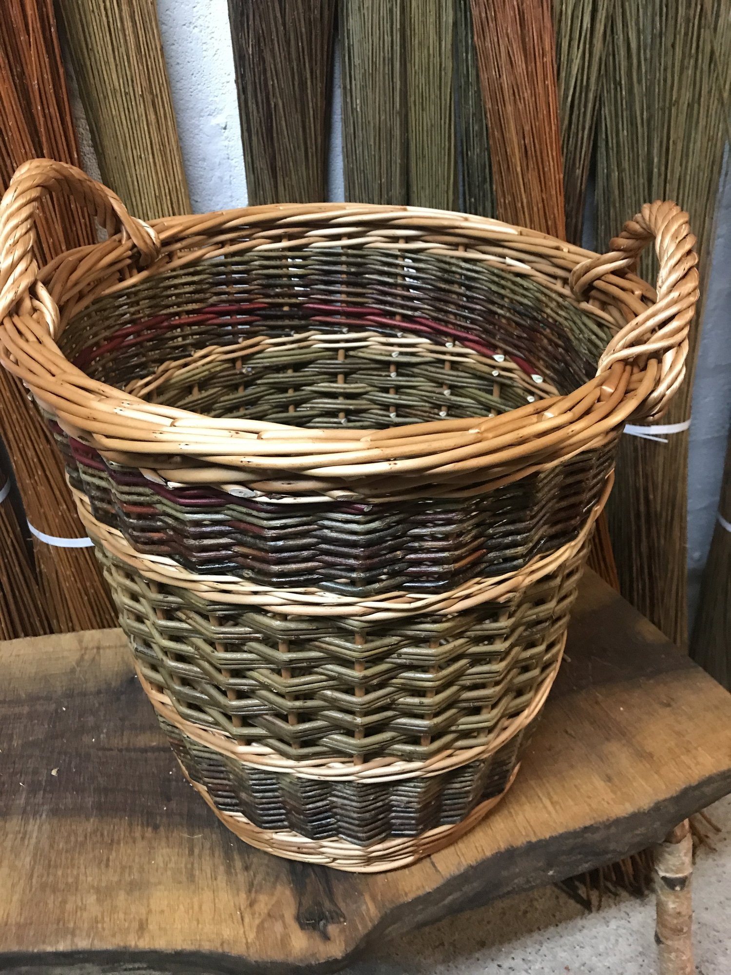 English square log basket — Geoff Travers Basket maker