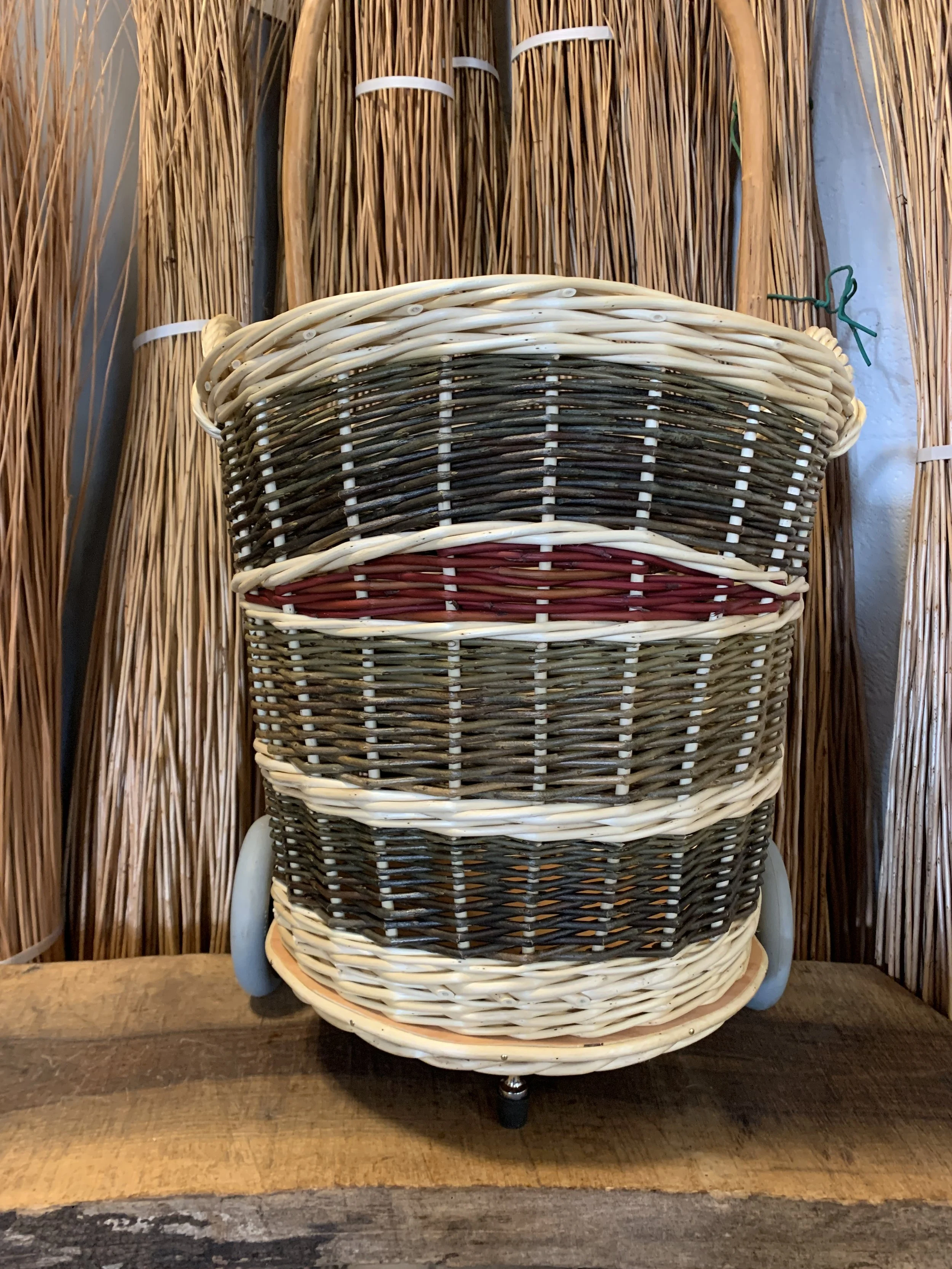 Cider maker's basket, English Oval basket — Geoff Travers Basket maker