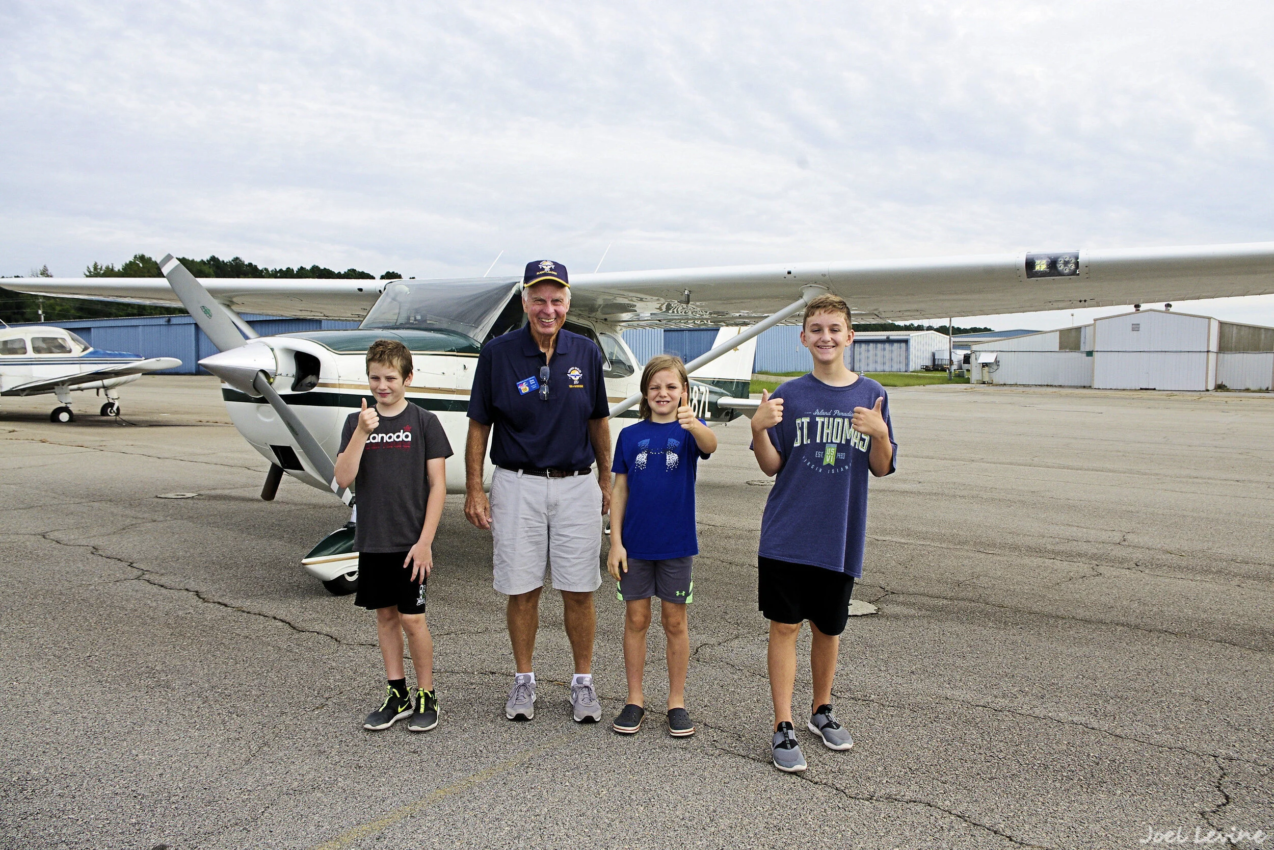 Young Eagles — EAA 690