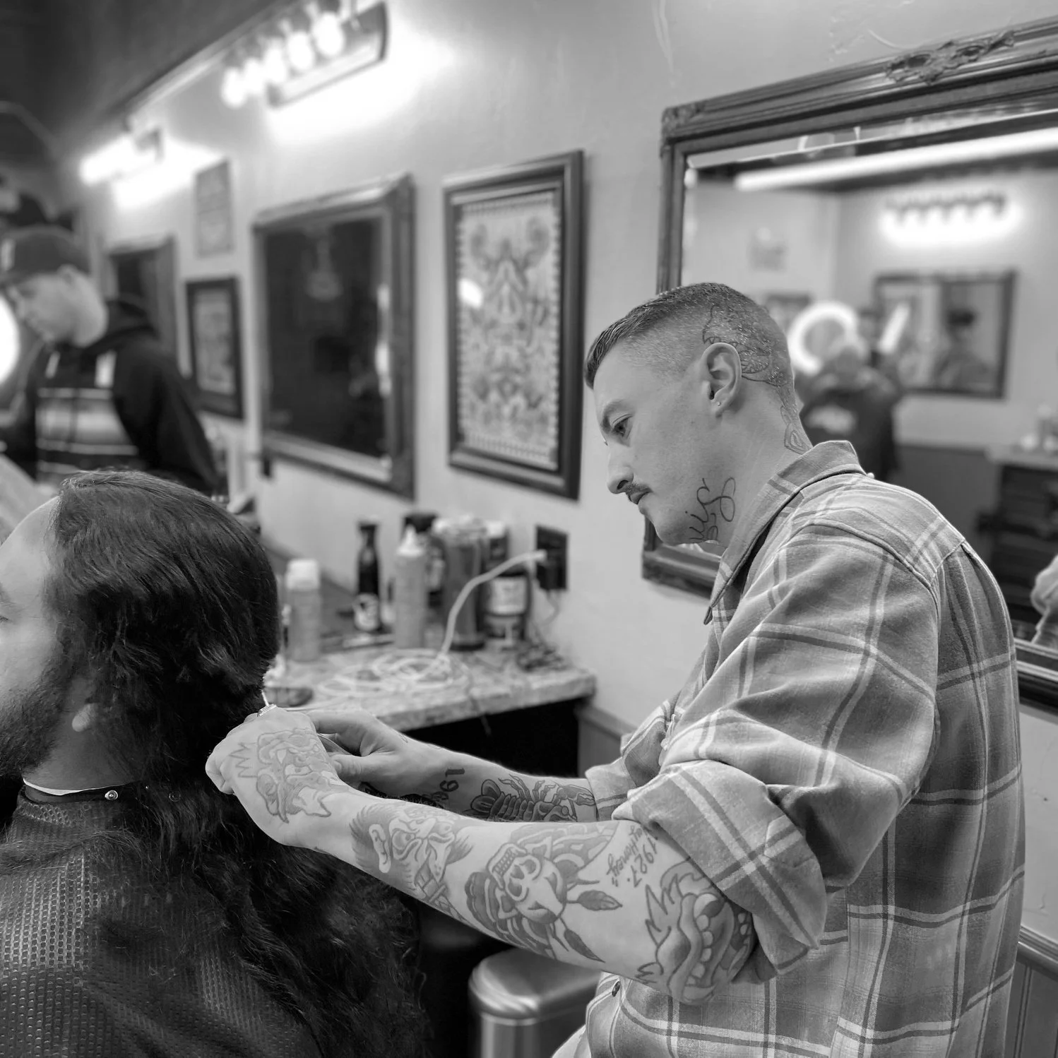 Cameron Park Barbers — Lucky's Barbershop & Men's Club