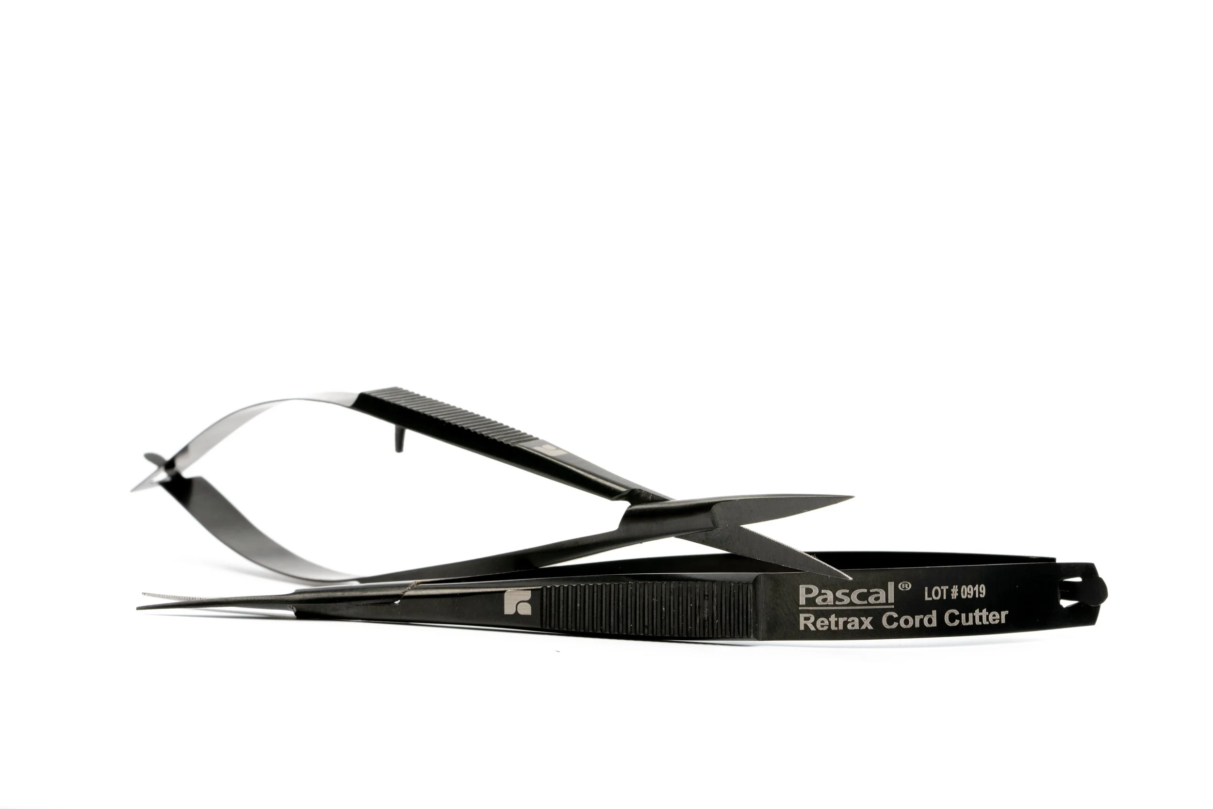 Retrax Multi-Use Retraction Cord Cutter — Pascal