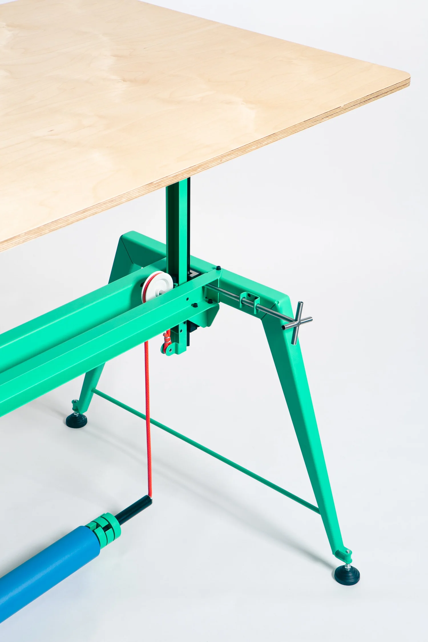 'A Simple Machine' is Counterweight Table, Gas Spring Table and Hour ...