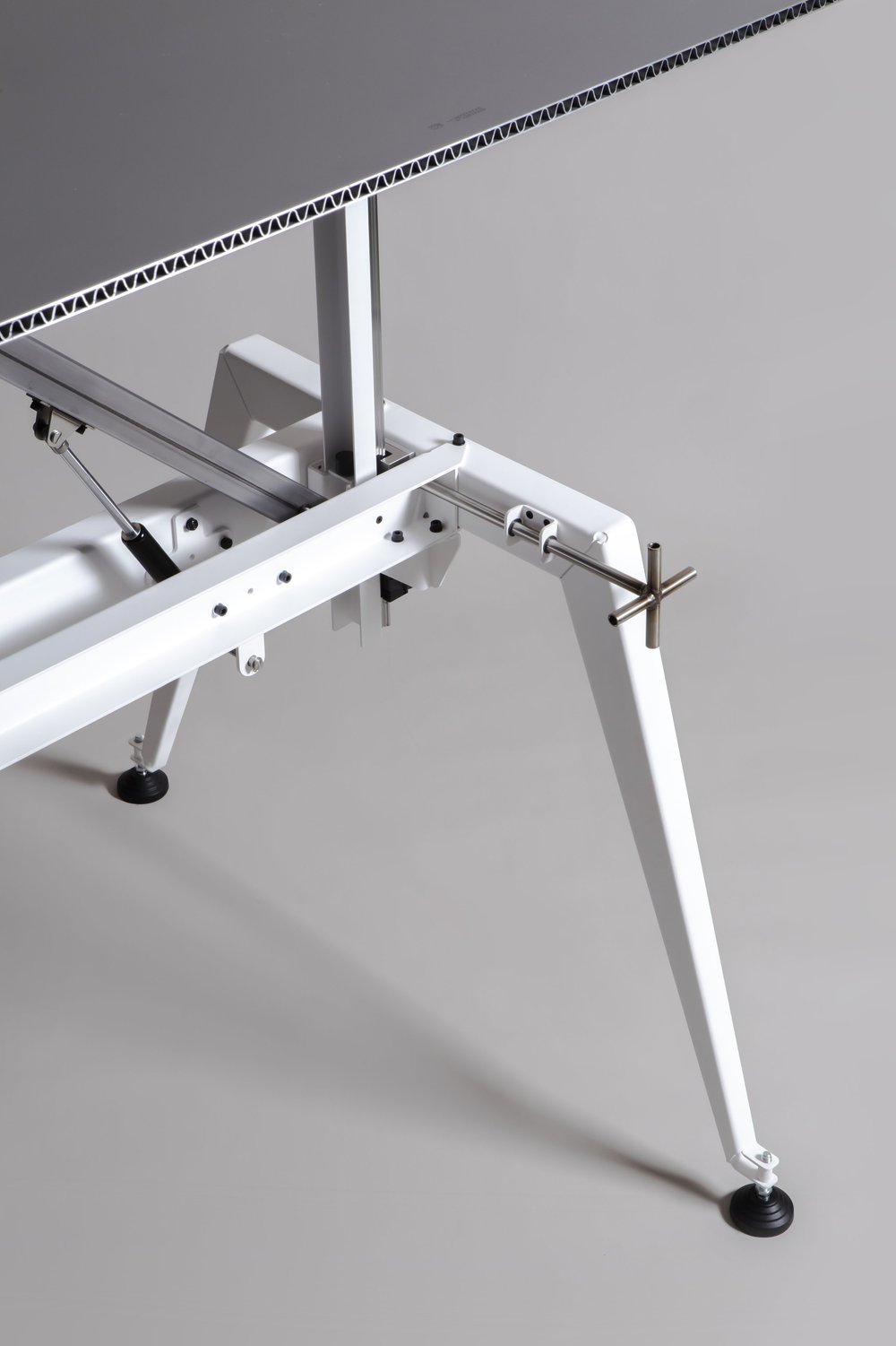 'A Simple Machine' is Counterweight Table, Gas Spring Table and Hour ...