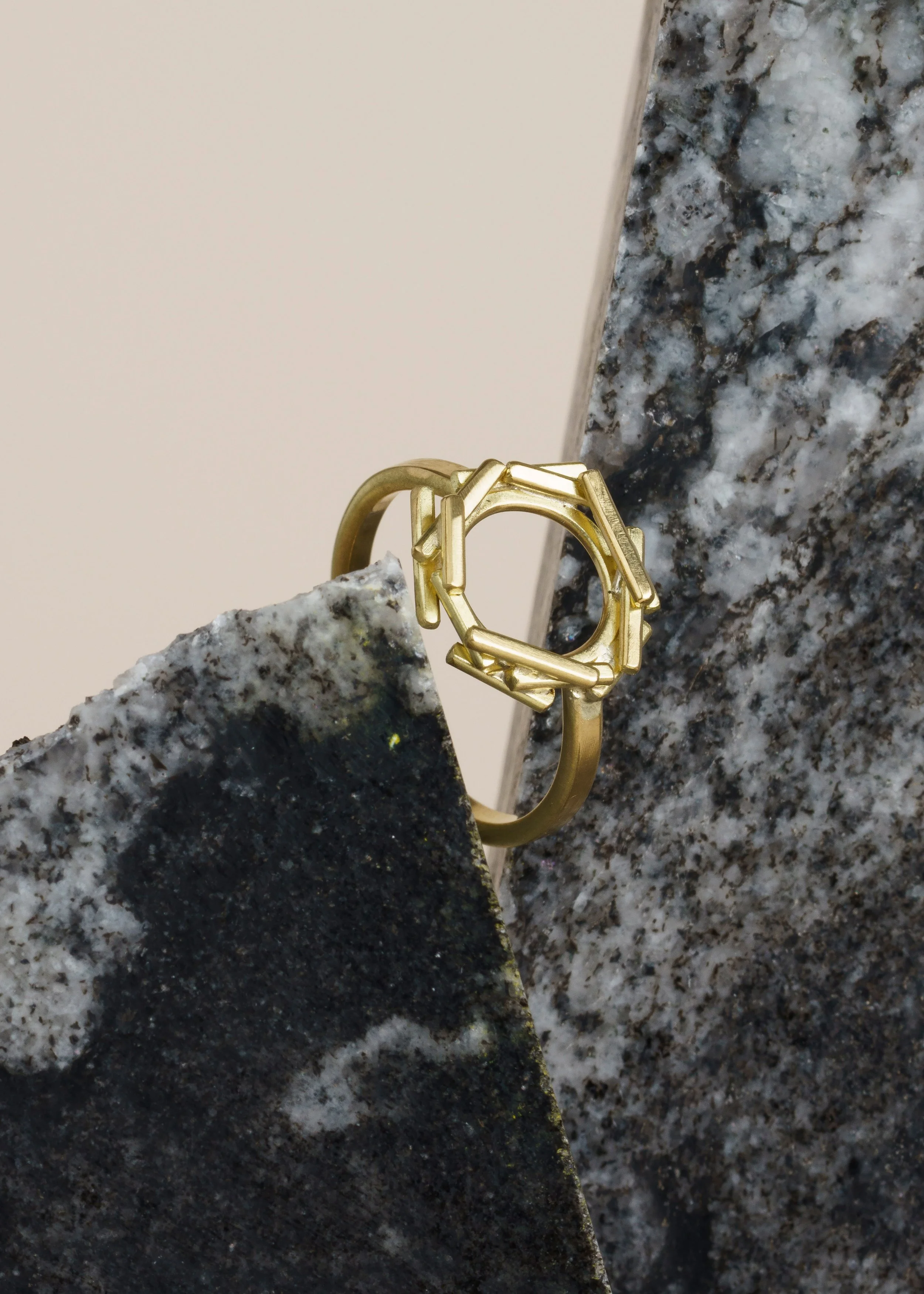 Circle Cluster Ring, 18ct Gold — Heather McDermott
