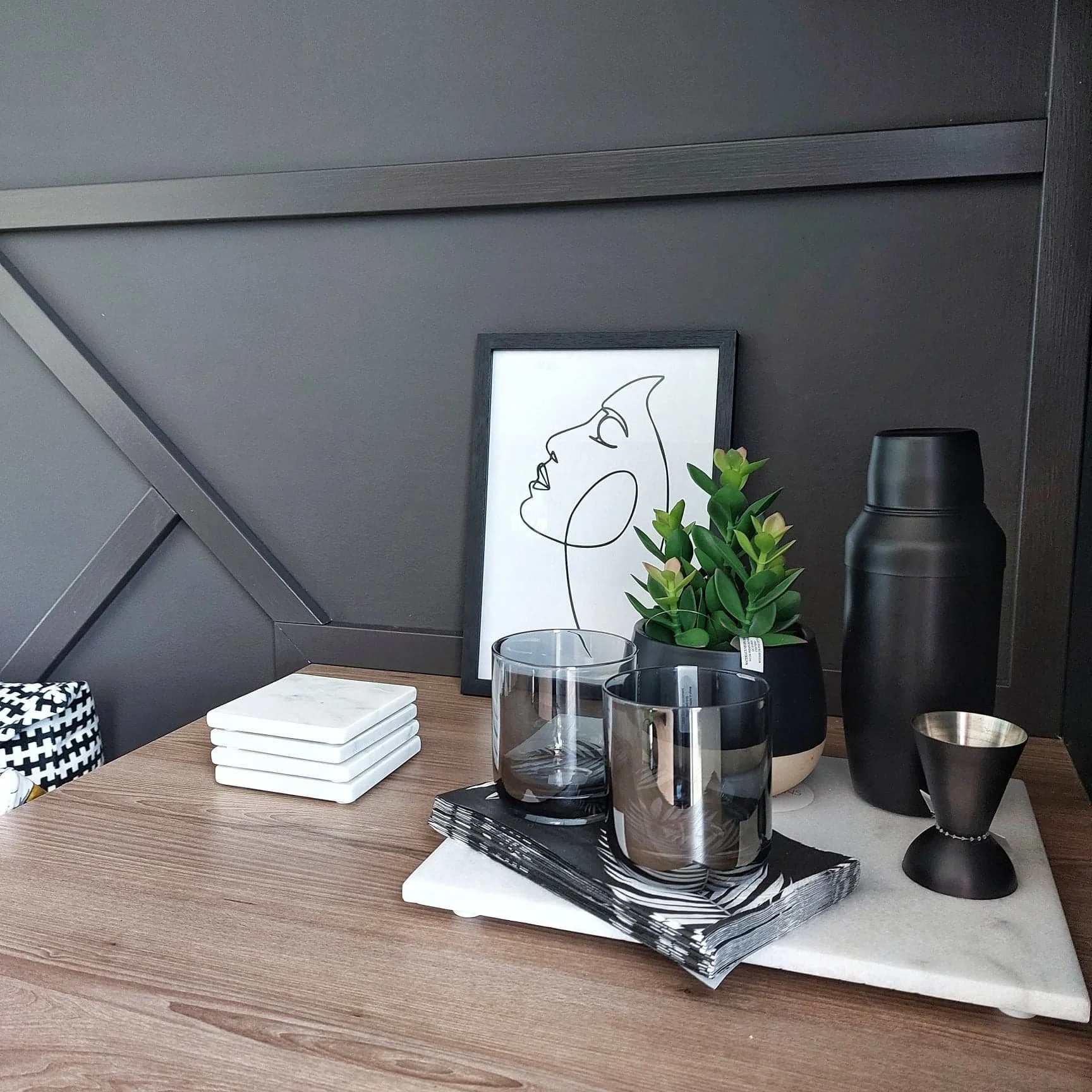 Salon lounge — mysa living