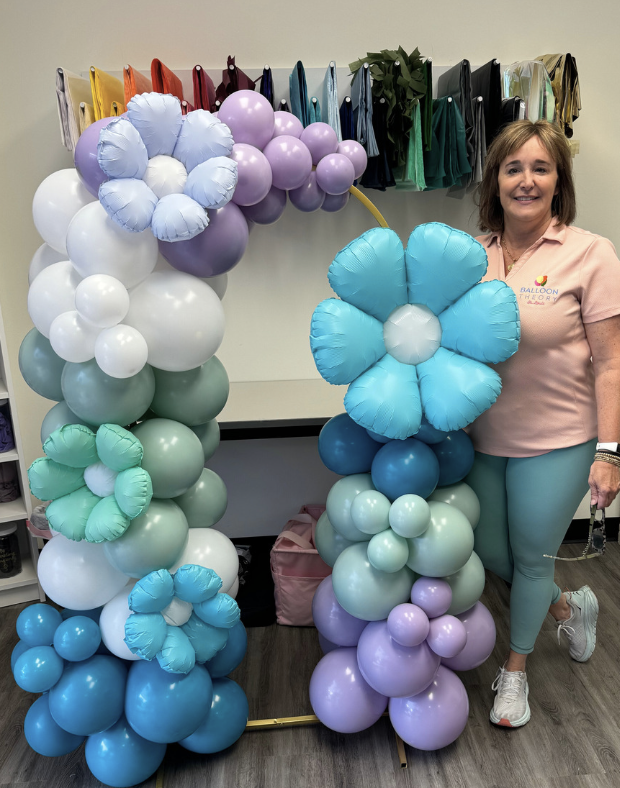 Demi-Arch Freestanding Balloon Backdrop — Balloon Theory St. Louis MO ...