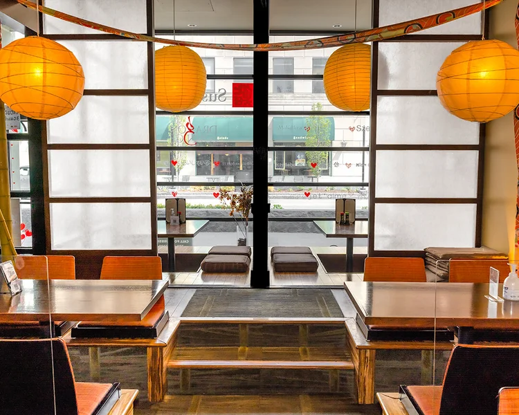 Oak Park — Sushi House