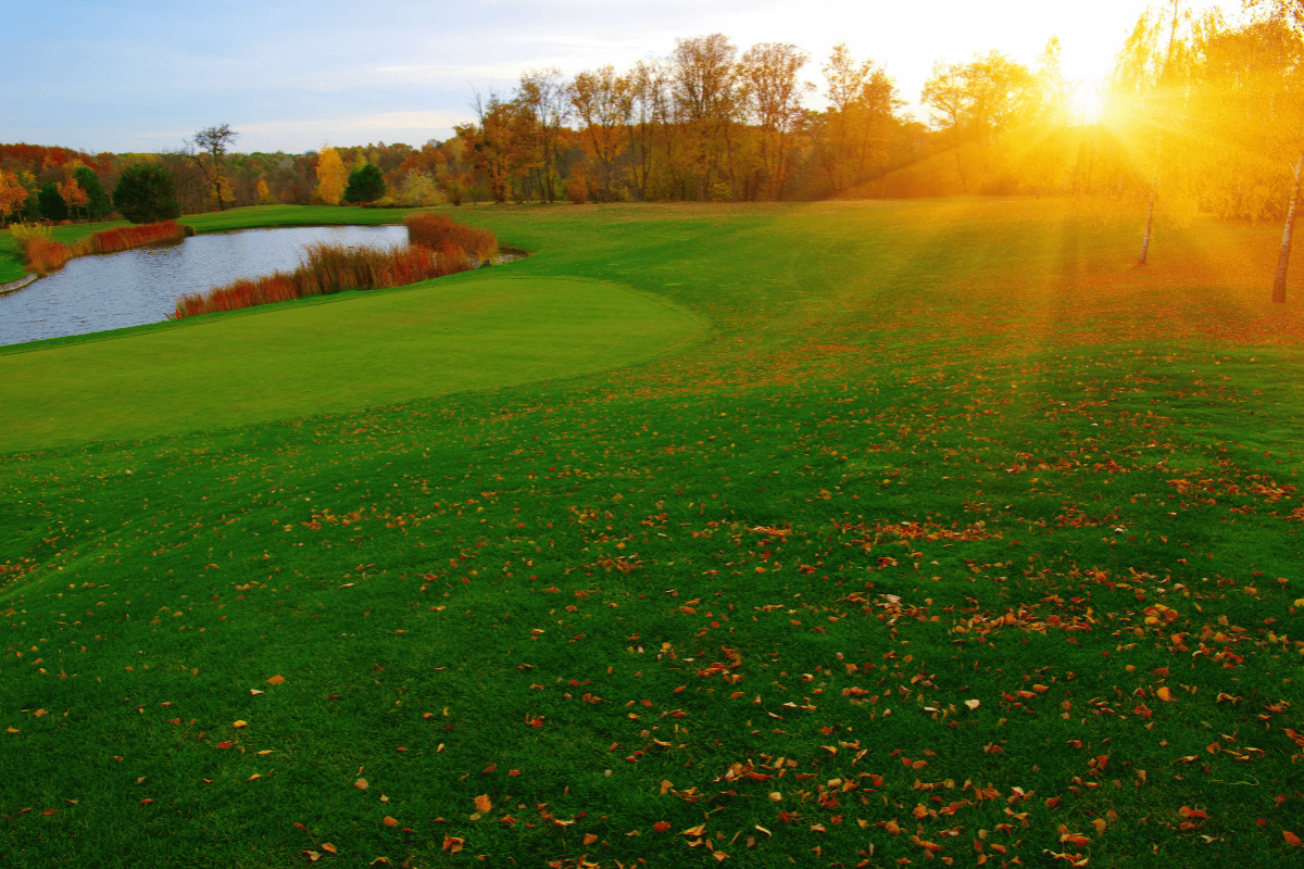 These All-Inclusive Golf Vacation Packages Are Ideal For Fall Foliage ...