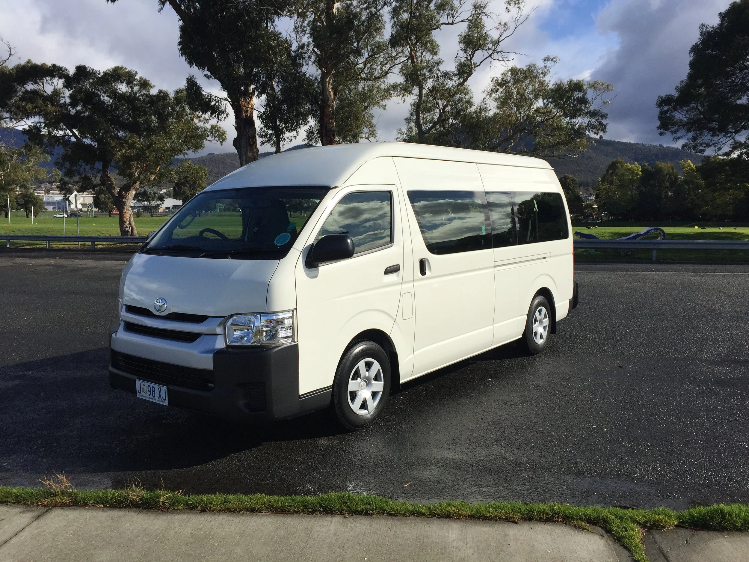 Car Hire In Hobart Tasmania: 2 - 20 People
