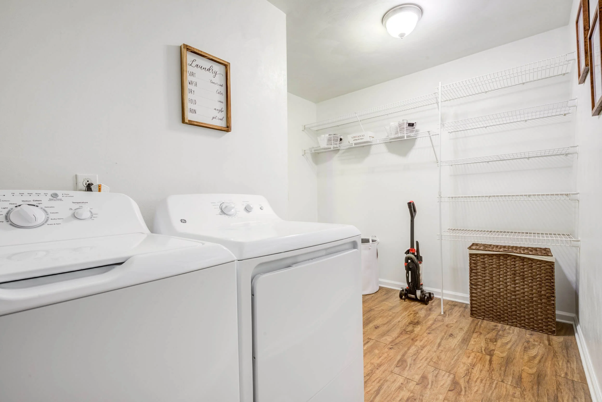 Gallery | Off-Campus Apartments — Collegiate Suites of Blacksburg