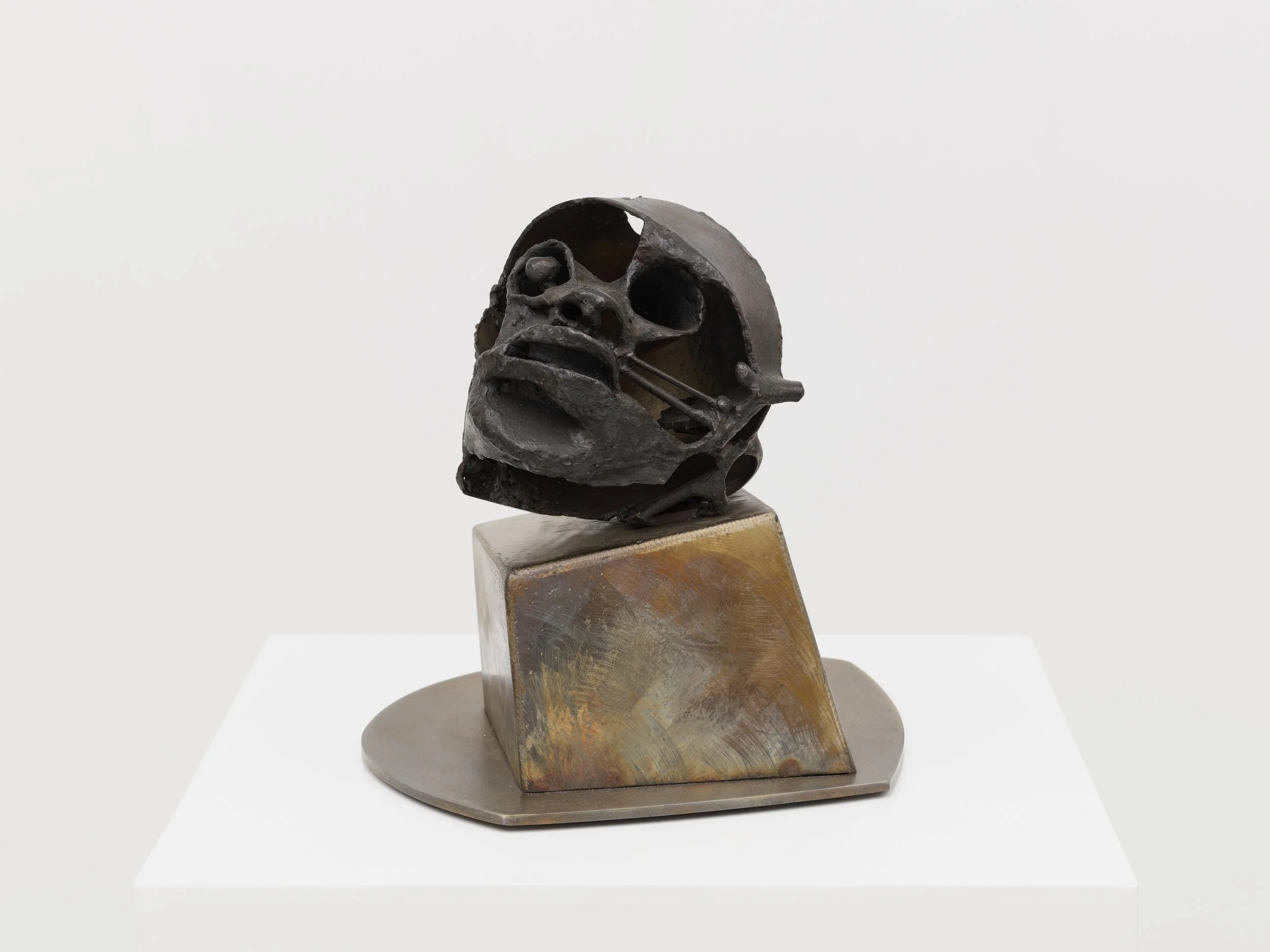 Review: Richard Hunt - White Cube 2025 — Facture.